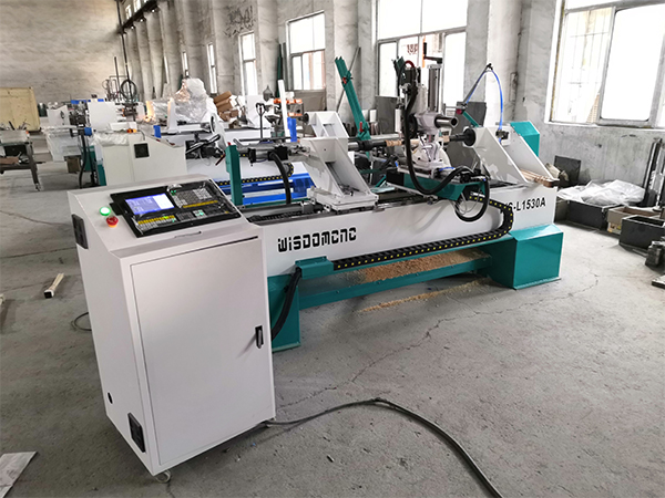 WS-L1530A Automatic CNC Wood Lathe with Auto Loading Unloading System