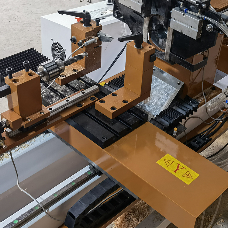 Automatic feeding Small CNC woodworking lathe machine - Wisdom CNC