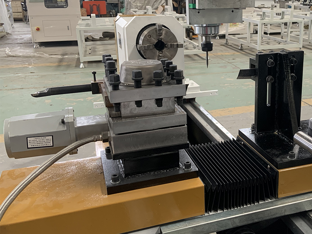 ATC CNC Wood Lathe Machine with Auto Tools Changer from Wisdom CNC